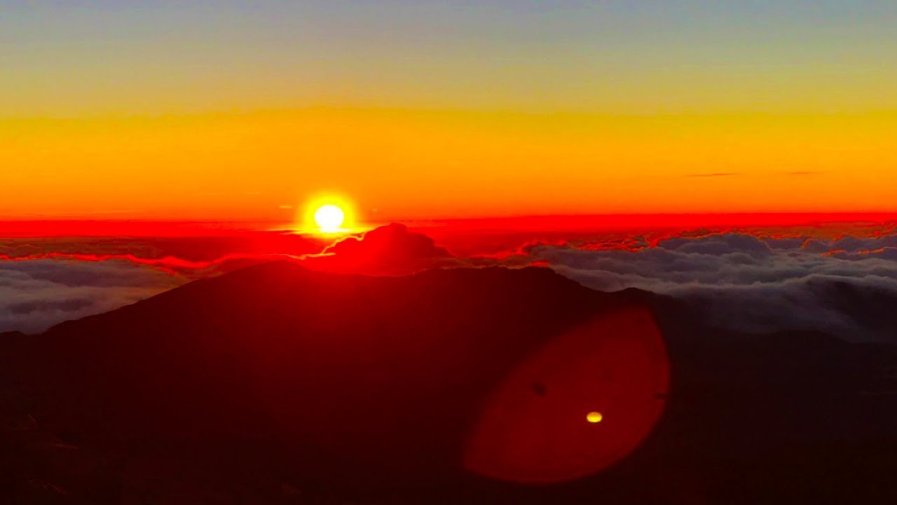 The MOST Famous Sunrise In The WORLD - YouTube