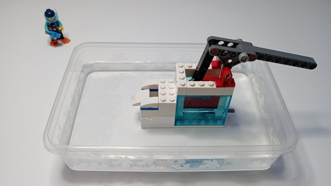 Little LEGO Technic Waterpump | Hand-operated water pump | #LEGO | # ...