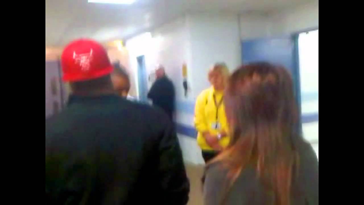 JLS Meet & Greet - Sheffield Motorpoint Arena - 28/01/11 - YouTube