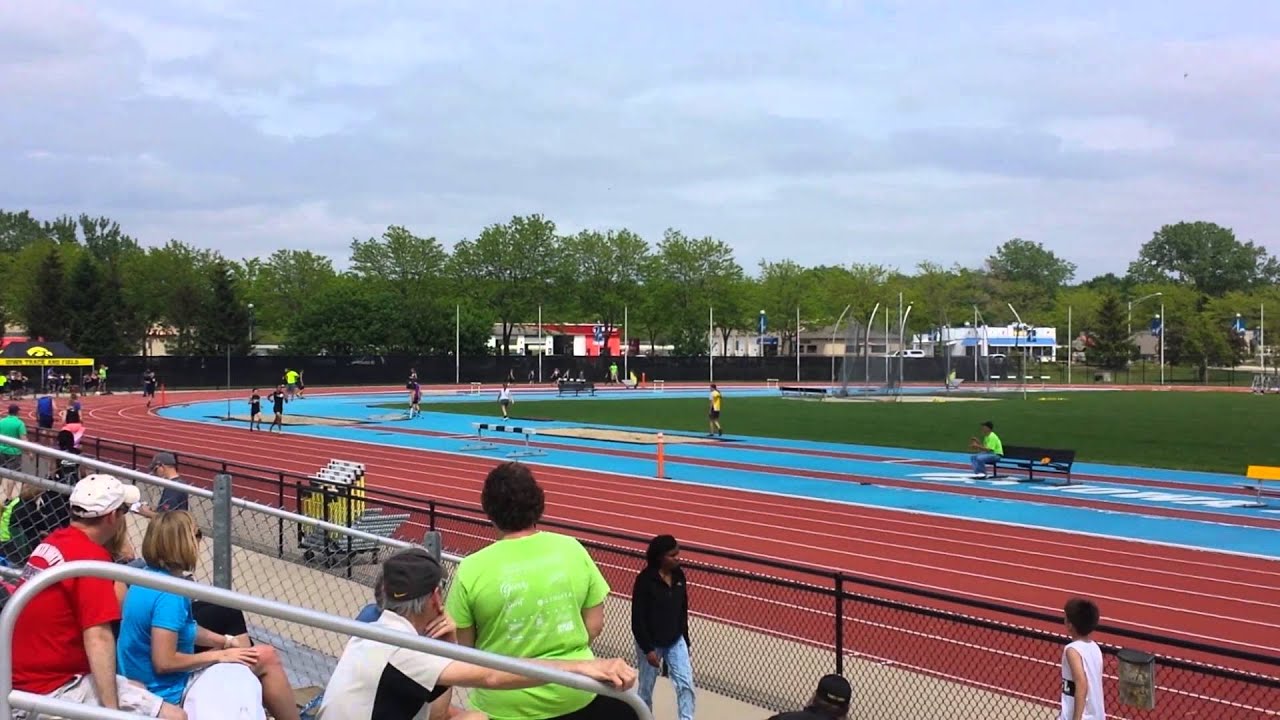 Peyton Miller 800m dash iowa speed usatf 2015 - YouTube