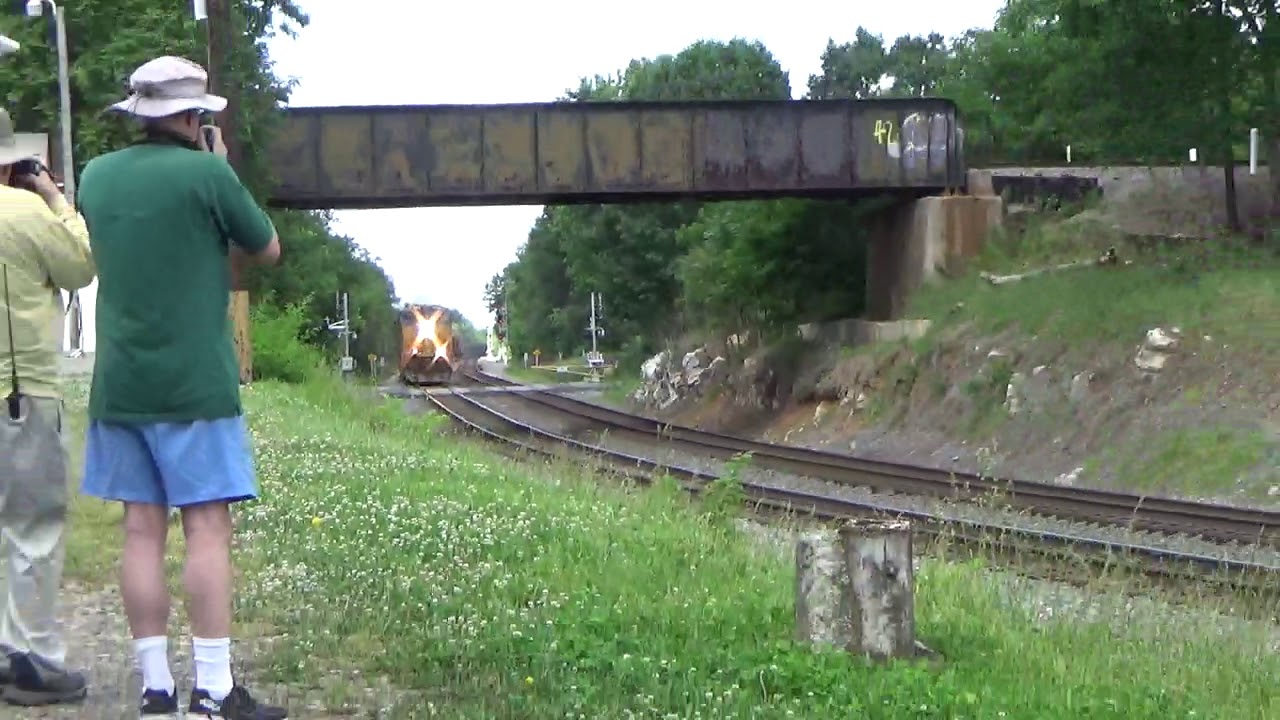 #6904 CSX N769-27 Loaded Coal train - YouTube