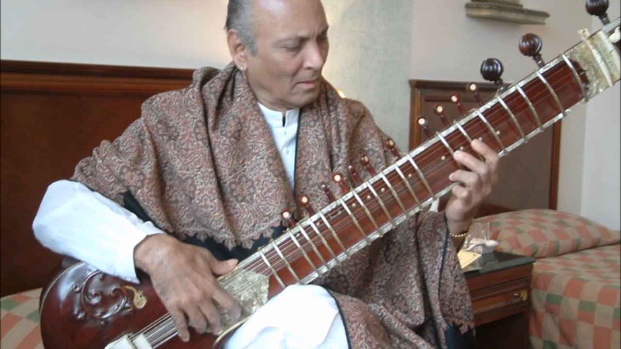 Ustad Rais Khan Sahib Raag: Mia Malhar Part 1 of 2 - YouTube
