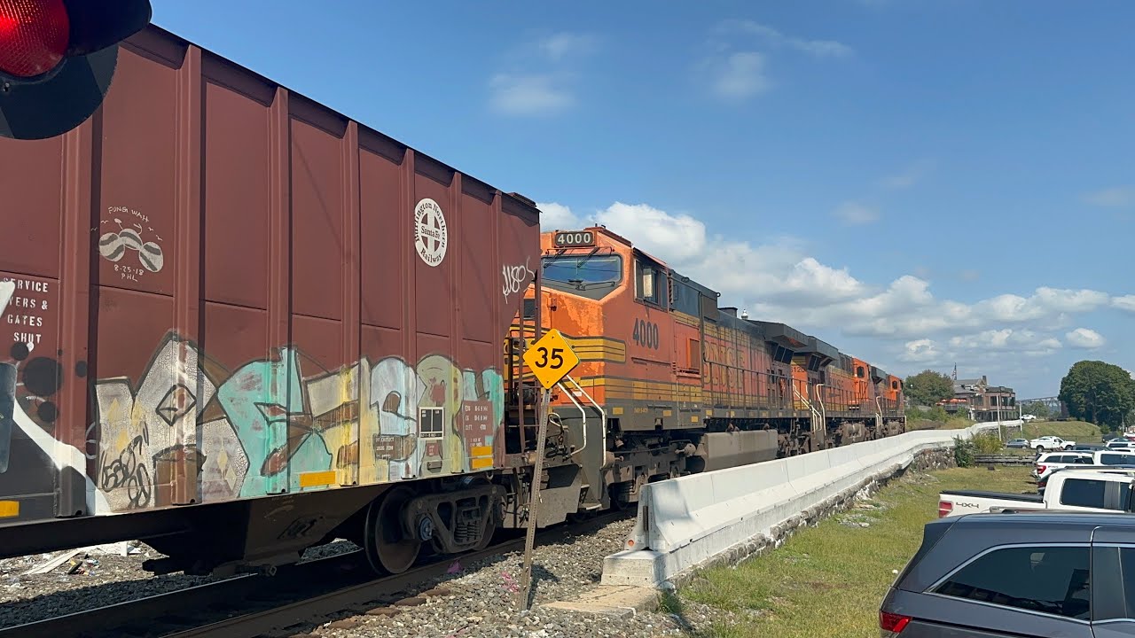a CSX B train Passing Newburgh,NY with a BNSF Trio - YouTube