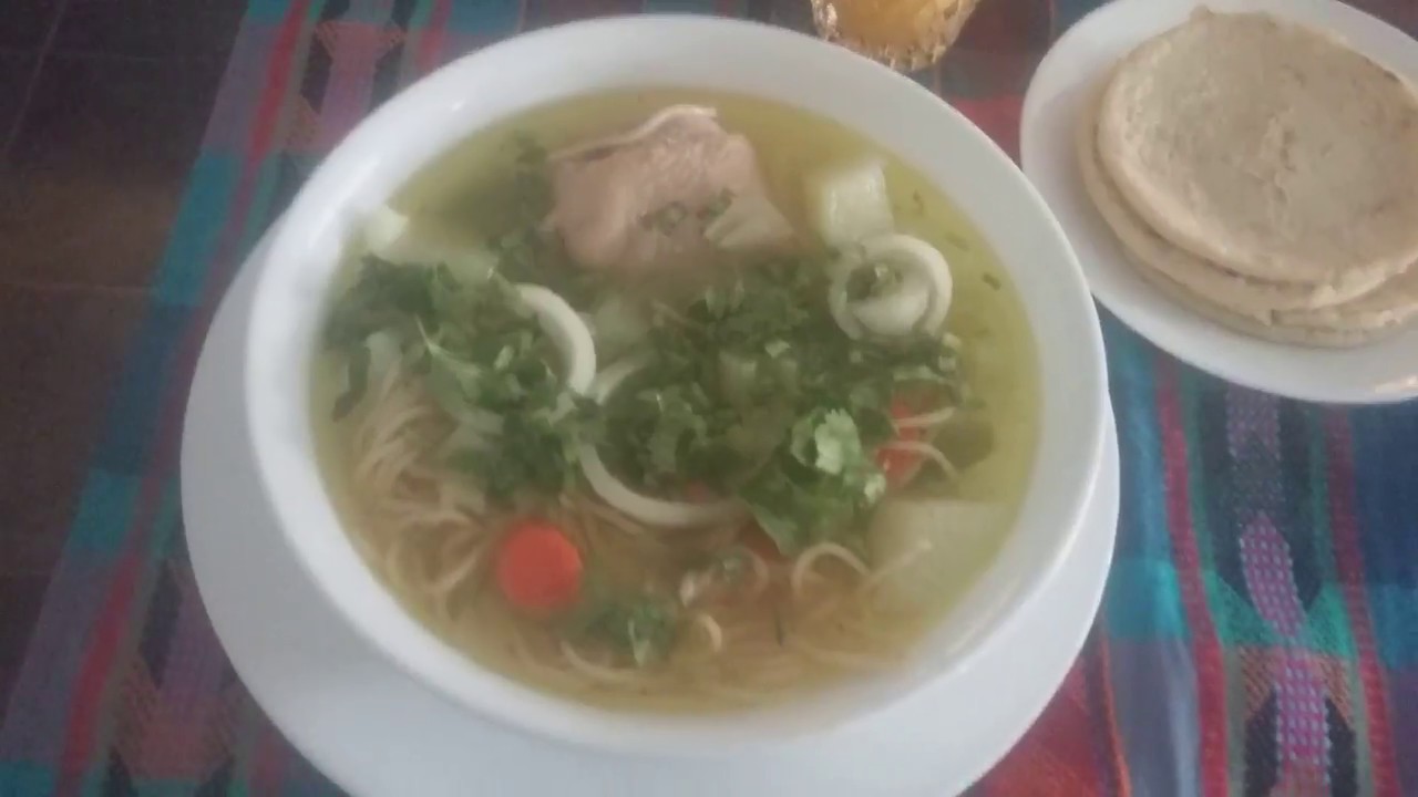 Como hacer sopa mein de gallina. - YouTube
