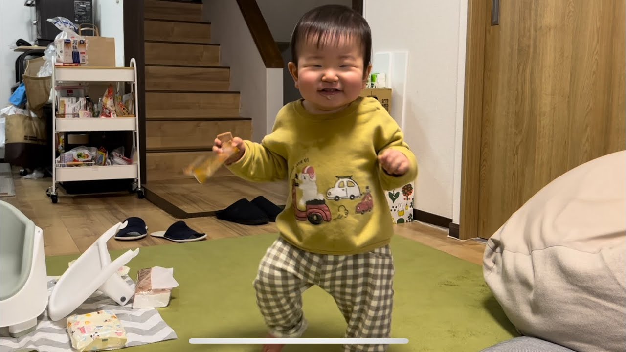【1歳4カ月】りっくん更に歩く2 【16 months old】Rikkun walks further, Part 2 - YouTube