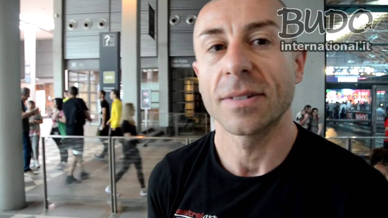 Dimitri Monini presenta il Team Monis Fight and Fitness Academy - YouTube