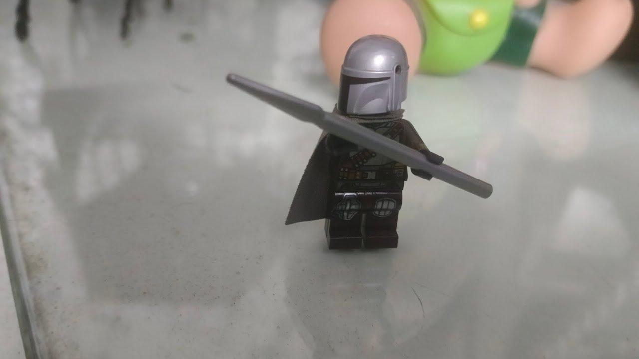 Mandalorian beskar spear Lego Minifigure review - YouTube