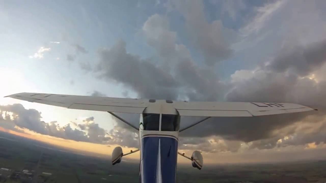 Cessna 150 Aerobat - YouTube