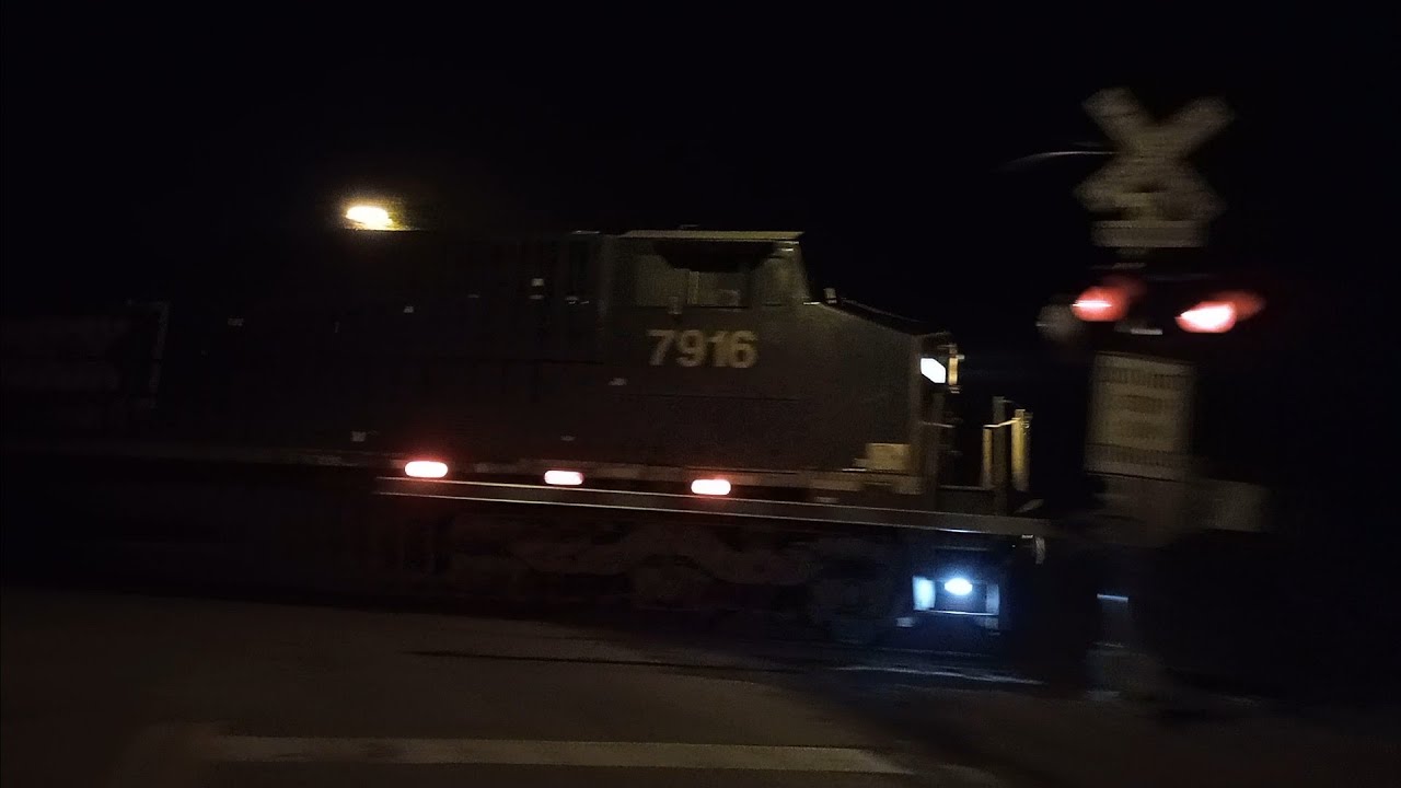 CSX Dash 8 7916 leads NS 177 with a UP SD70M and CP AC44 trailing (4/14 ...