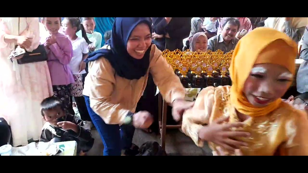 UPACARA ADAT SDN 2 CIULU TAHUN AJARAN 2023/2024 - YouTube