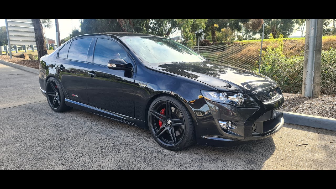 Replacing the foglights on my FG F6 - YouTube