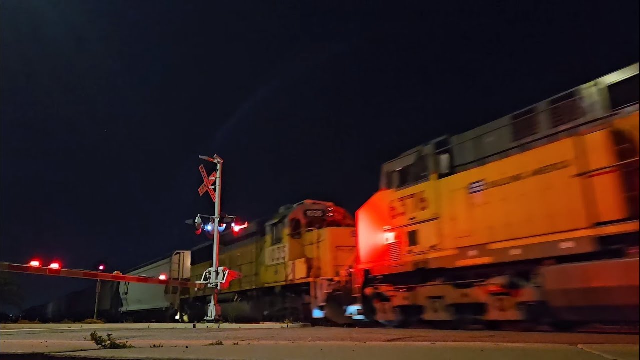 Union Pacific train MPXTU-02 with GP60 - YouTube