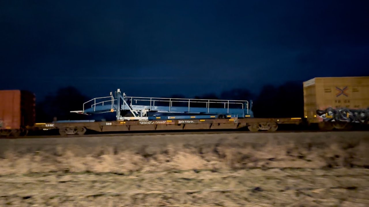 Car trans-load ramp 3/17/24 8:28pm LSRC 6435, 6431 northbound Willard ...