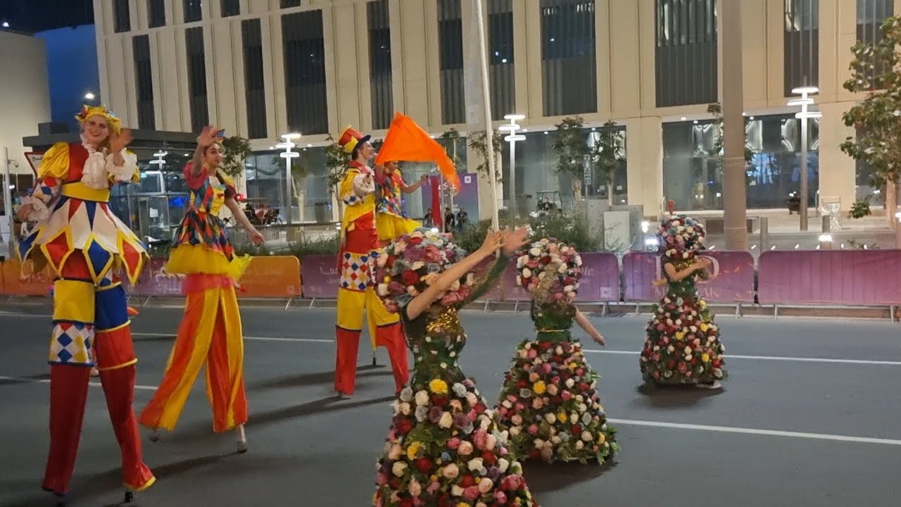 Lusail Boulevard Eid Parade 2023 - YouTube