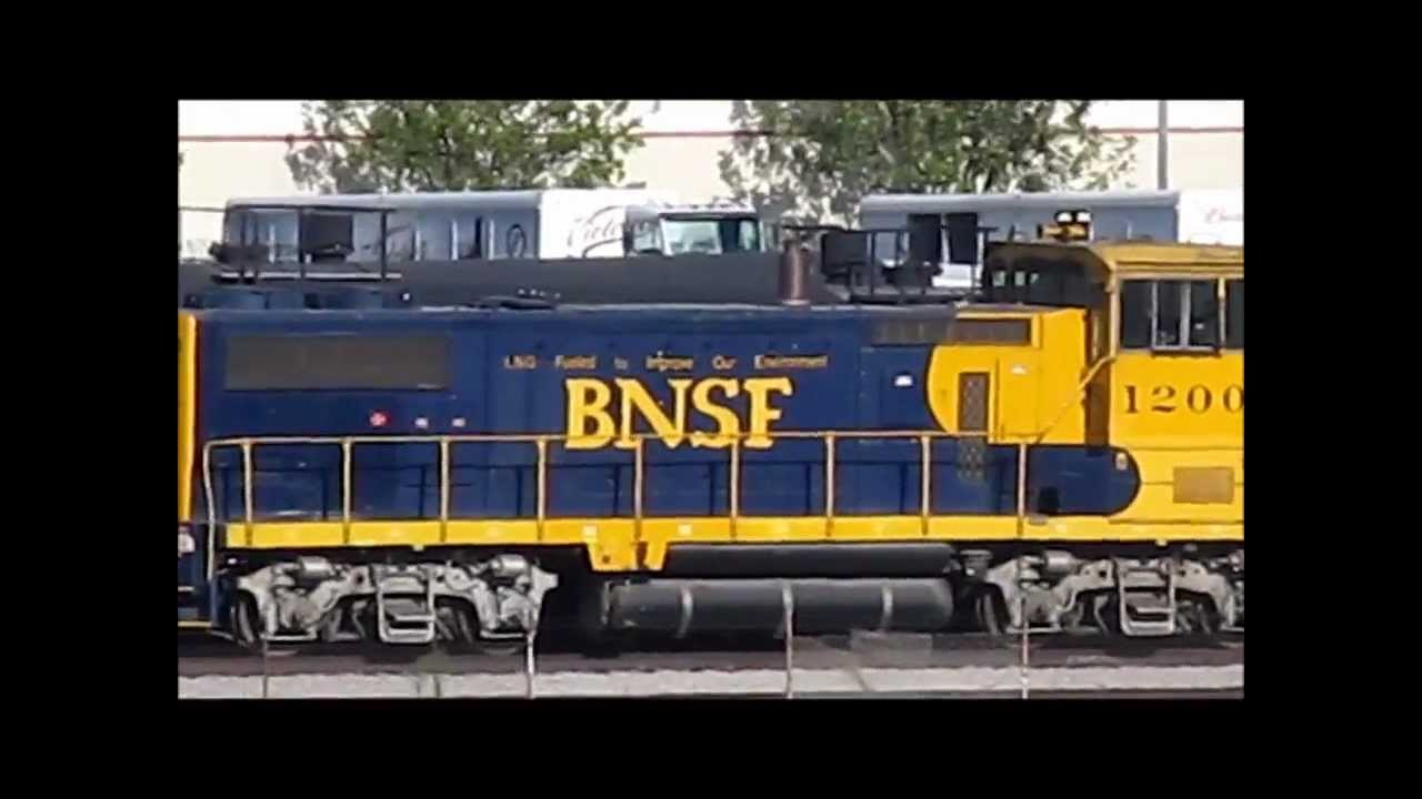 LAJ #1200 at the UPY 4TH Street Yard - YouTube