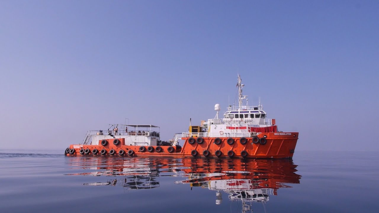 Floating Arsenals Battle Pirates on High Seas - YouTube