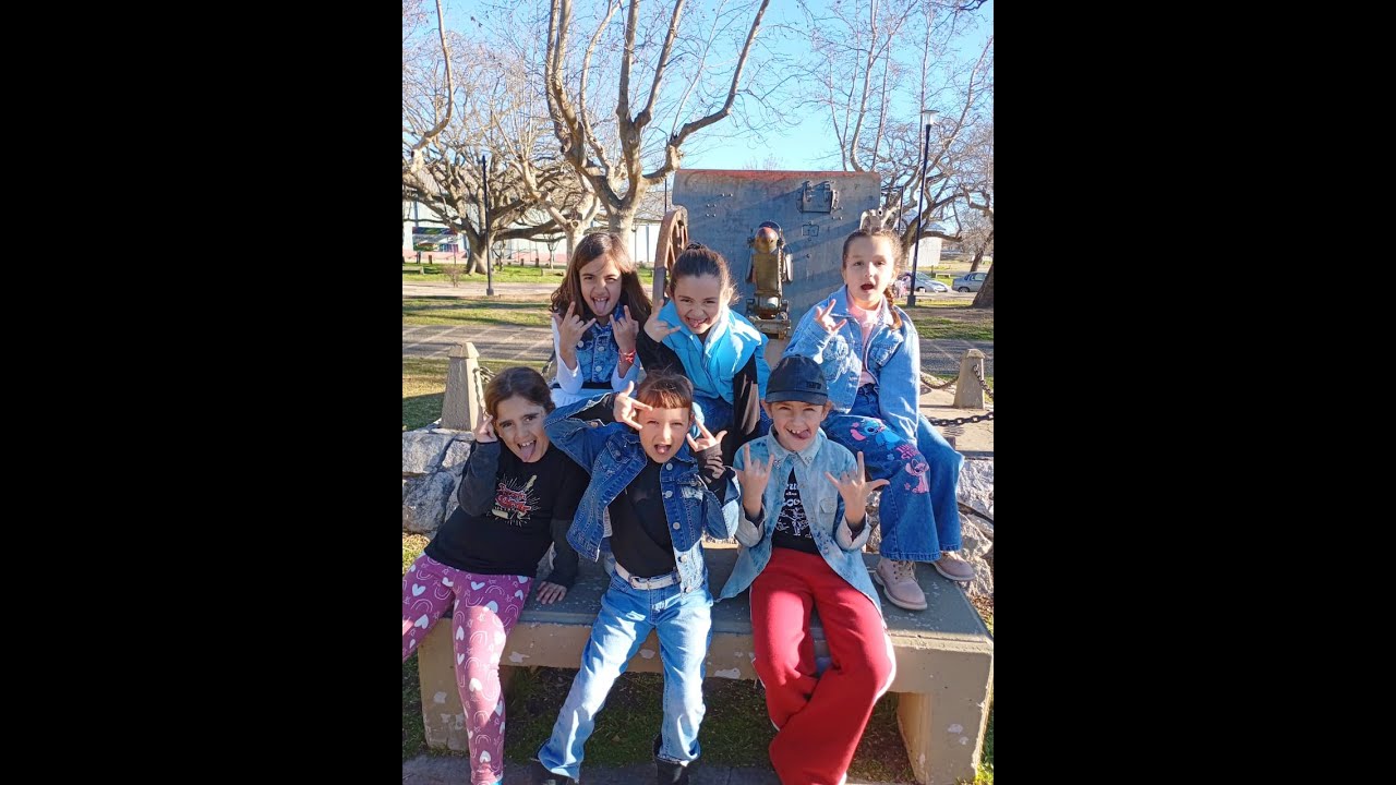 Las Chicas de la Escuela de Rock (Juana, Angela, Inés, Isabella, Lucía ...
