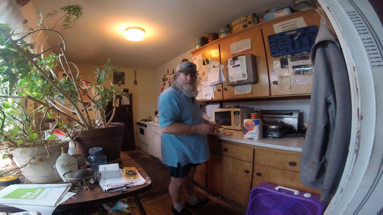 part 1 - cooking with santa } FREASH FISH & DEEP FRY"ED home made fries ...