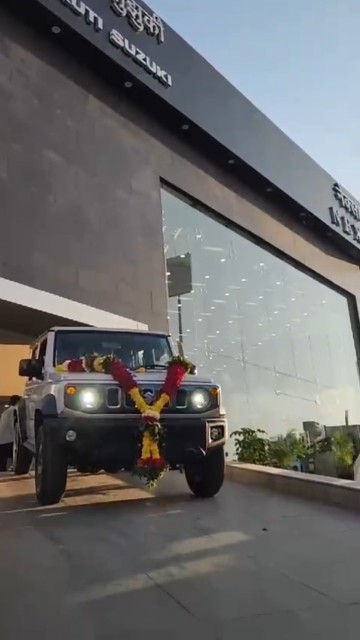 New jimmny ️ . New one added 😍 #gimmny #car #publicvloging #filling ...