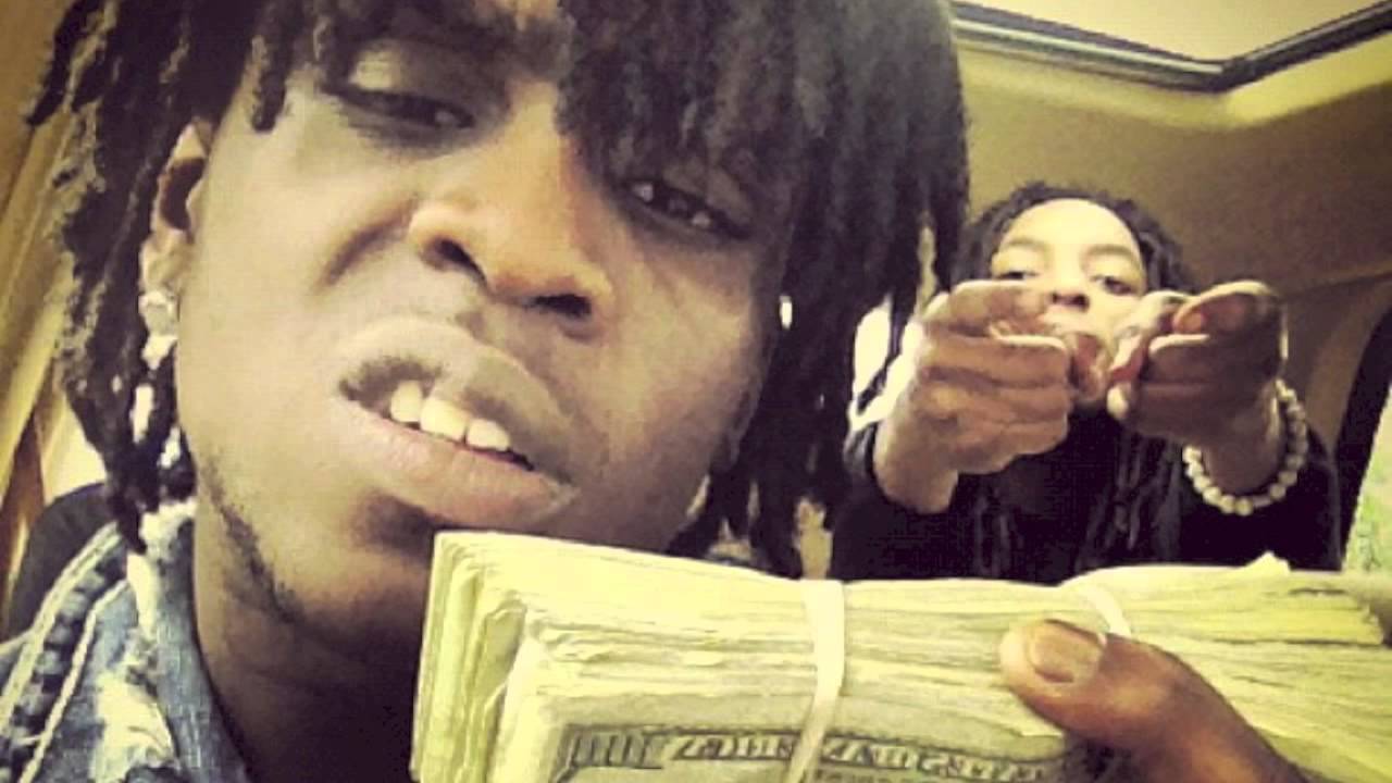Chief Keef - Bankroll (Feat. Tadoe) HQ - YouTube