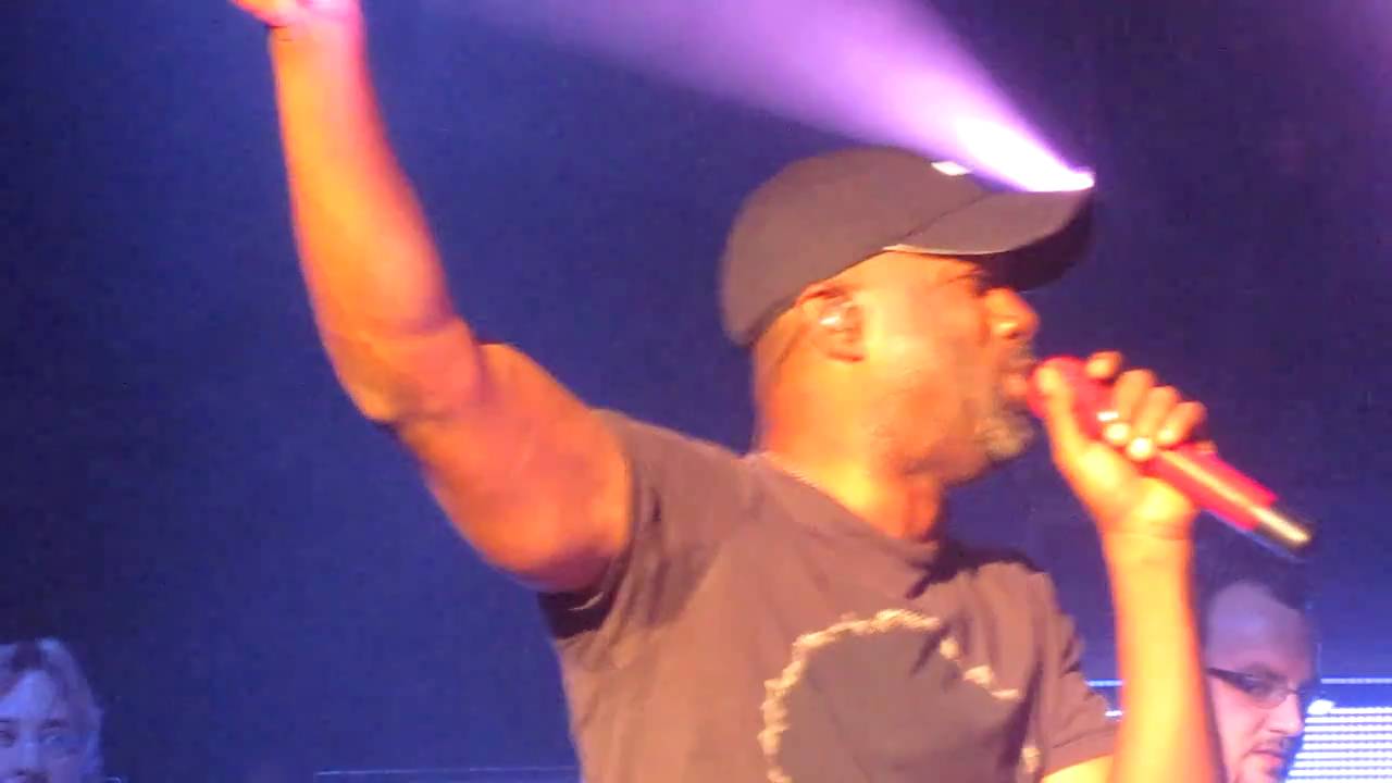 Alright by Darius Rucker at the Hampton Beach Casino 11/14/10 - YouTube