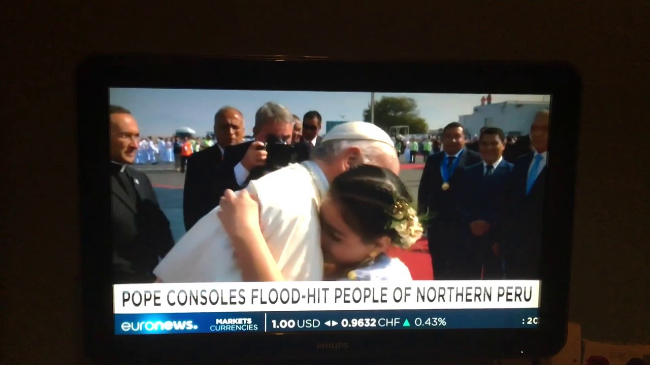 The Pope Drops a Bird - YouTube