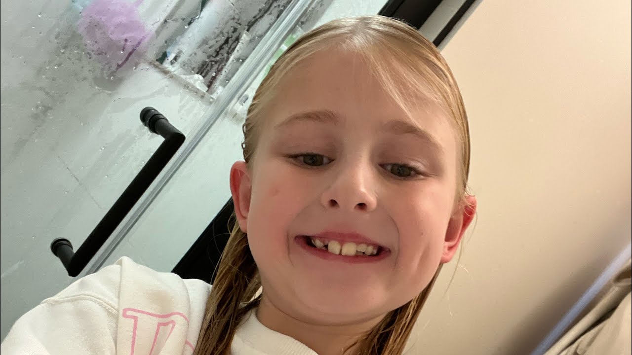 Slime desk tour 🤩 - YouTube