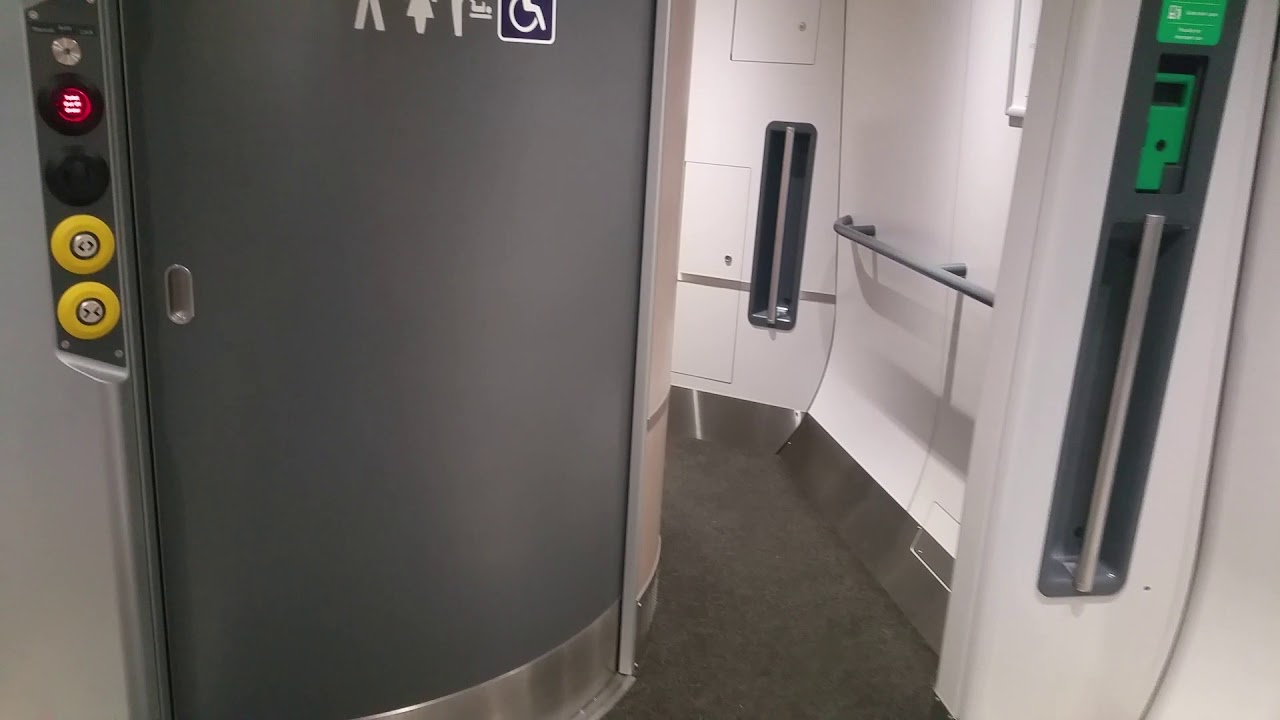 LNER Azuma 800207 at Hull Station on 19 February 2020 - YouTube