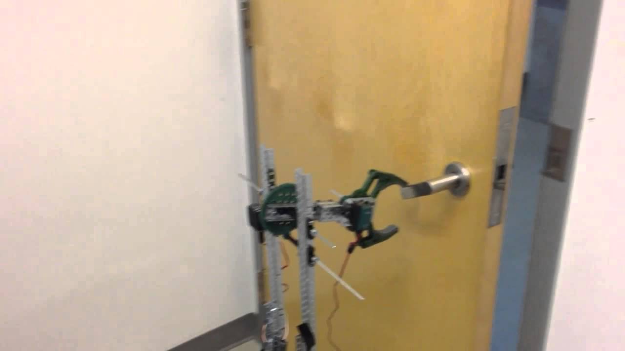 Door opening robot - YouTube