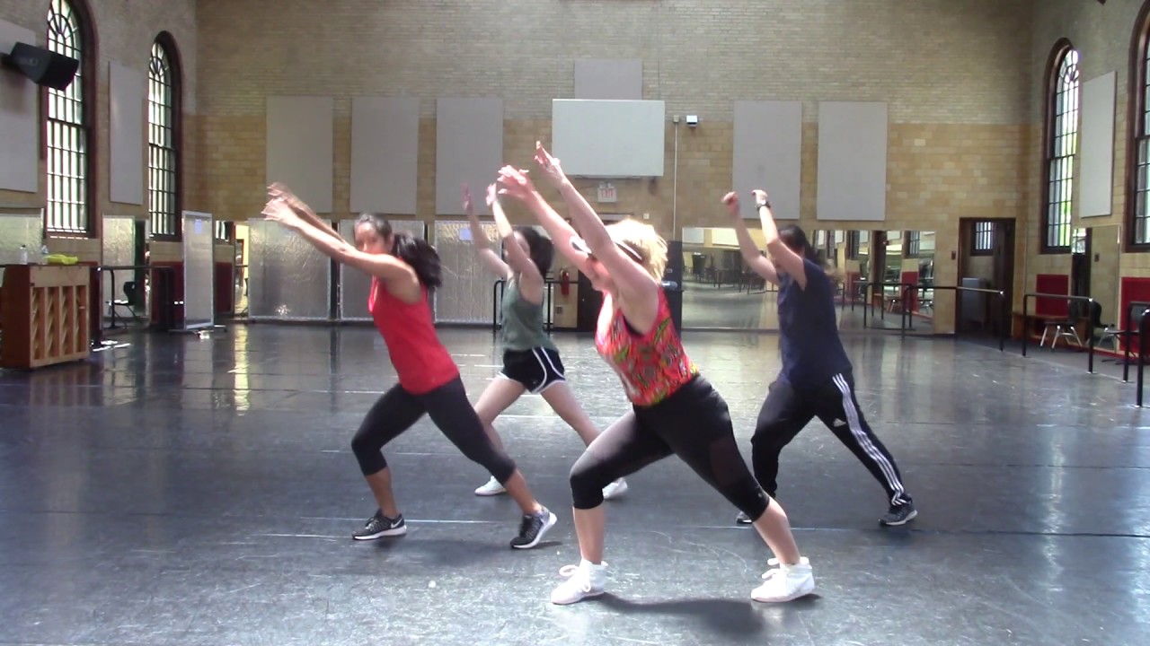 I'm the One- DJ Khaled feat Justin Bieber, Chance the Rapper.. I ZUMBA ...