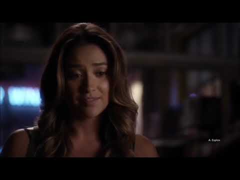 Emily & Her Girlfriends First kiss / Primer Beso de Emily y sus Novias - Pretty Little Liars