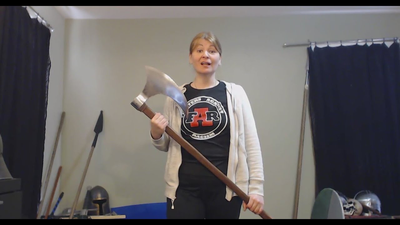 A Look at Fighting with the Two Handed Axe - YouTube