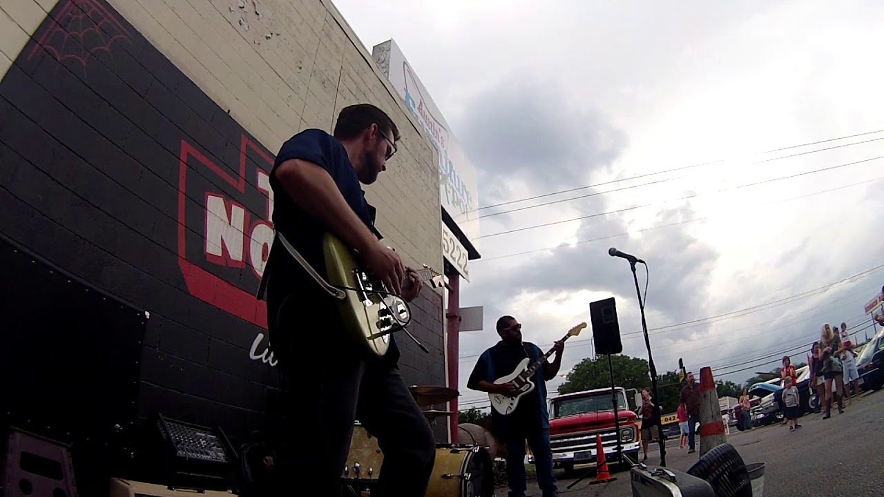 Hall of the Mountain King - YouTube