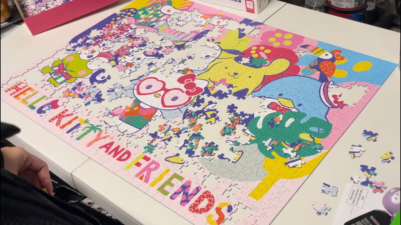 Hello Kitty and Friends 1000 piece puzzle! - YouTube