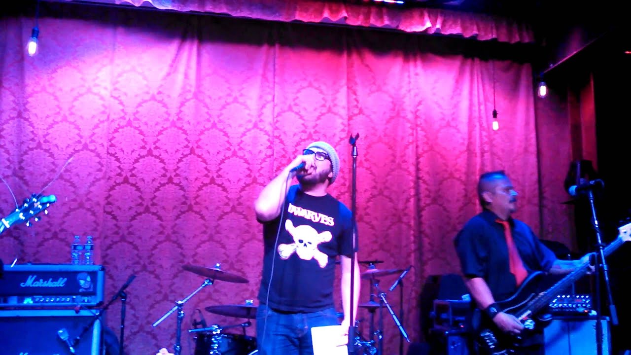 "Welcome to Paradise" - Punk Rock Karaoke - YouTube