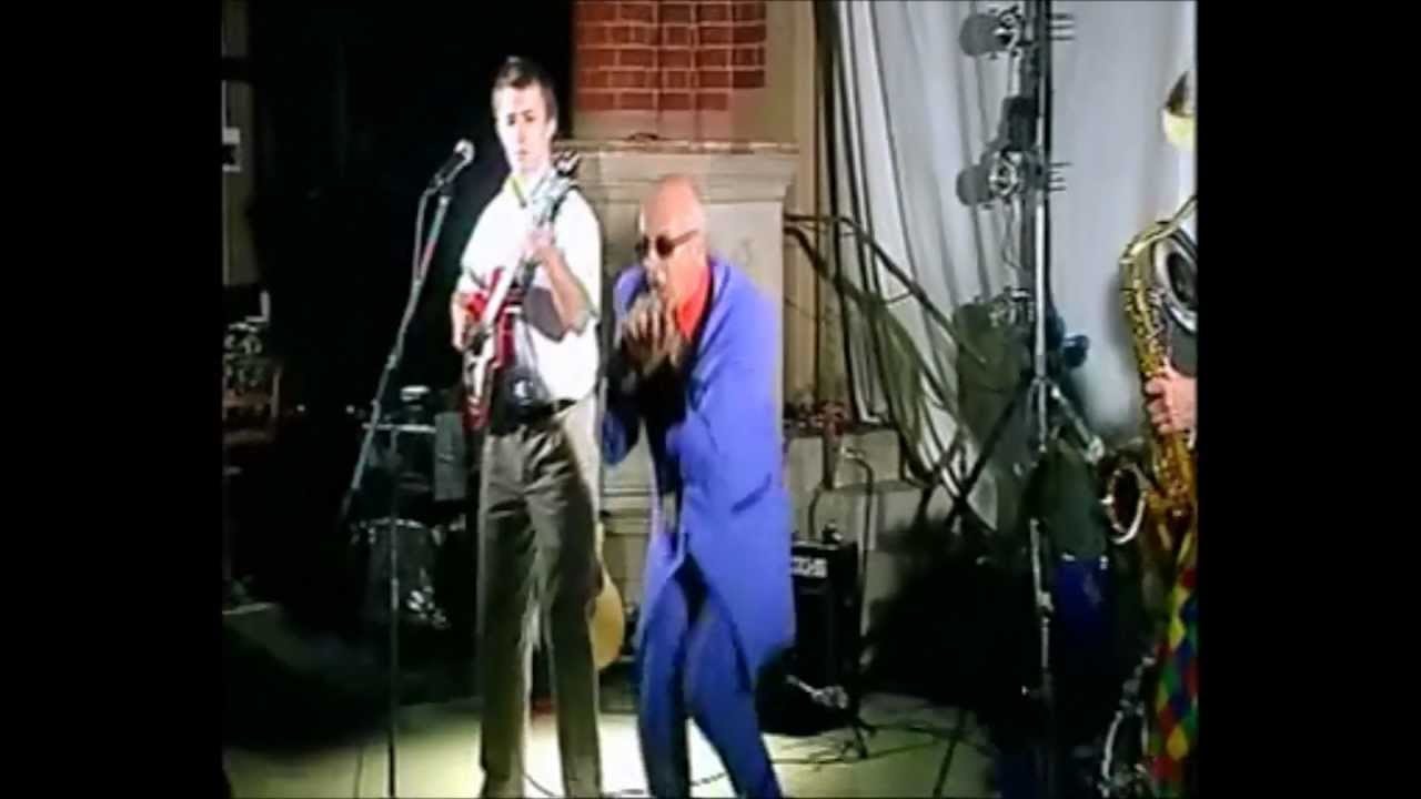 Ken Wood and the Mixers Feel Good.wmv - YouTube