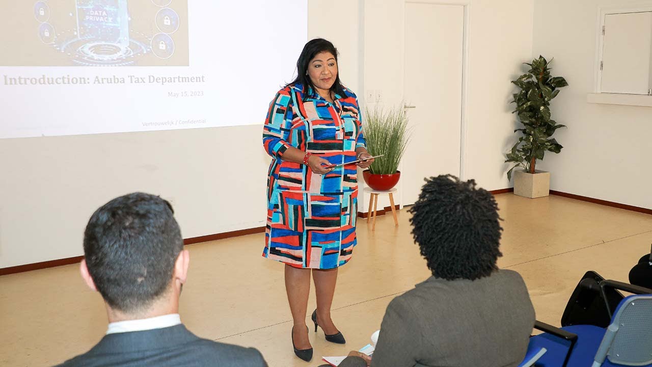 Minister di Finansa: Un team di Global Forum ta na Aruba pa evalua DIMP ...