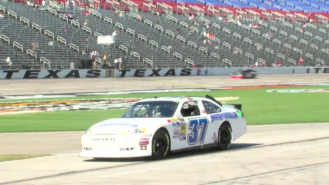 Russ Dugger racing with the big dogs - YouTube