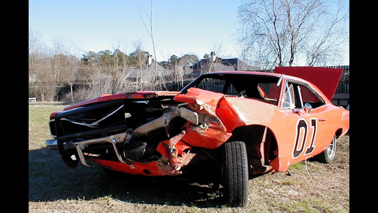 DOA GENERAL LEE MOVIE CAR FREEWAY JUMP SCENE BACK TO LIFE #generallee # ...