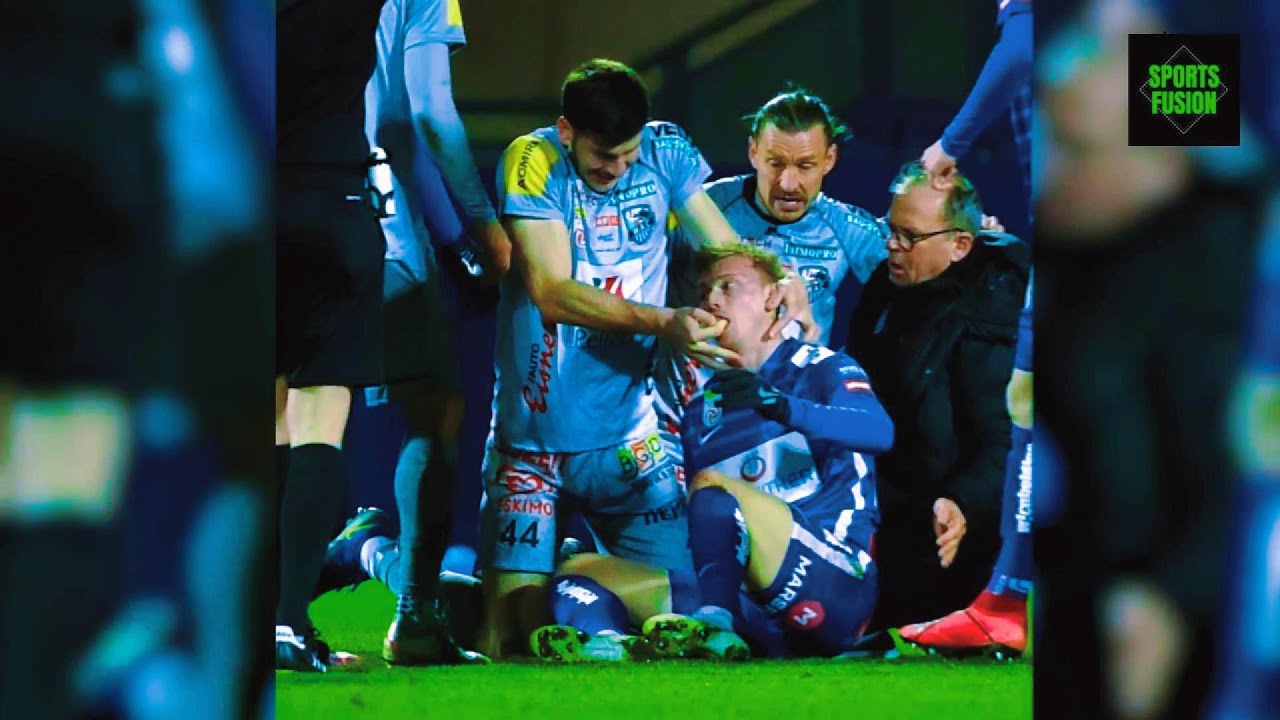 Most Emotional Moments In Football | Emotional Moment - YouTube