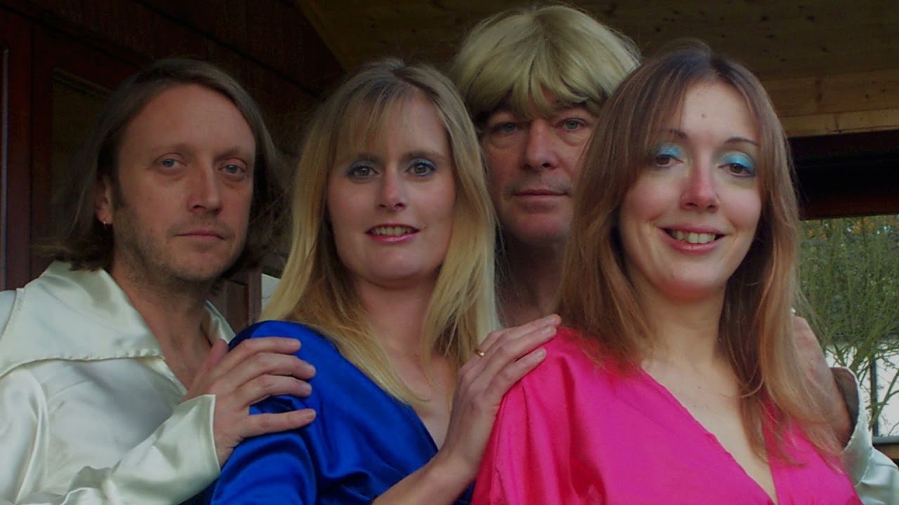 Susan Lomas - SOS (Almost Abba) - YouTube