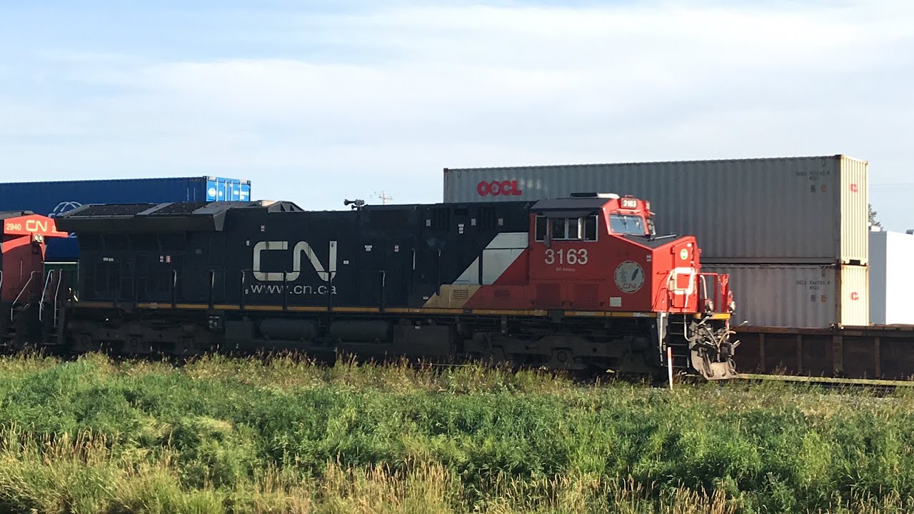 Race!!! CN Intermodal w/ Three ES44AC’s Charges Ahead with a CN Grain ...