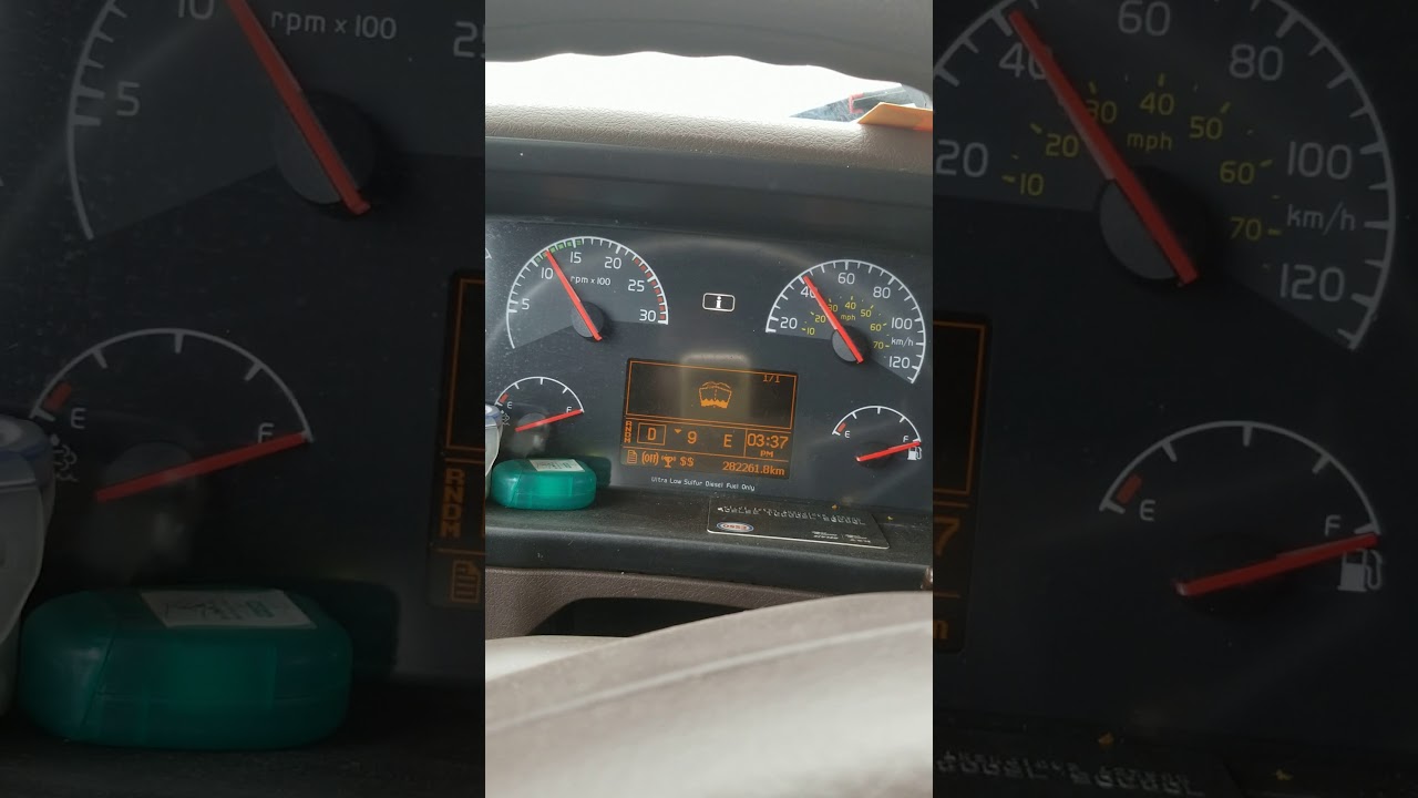 How to shift gears manually in a Volvo truck with transmission - YouTube