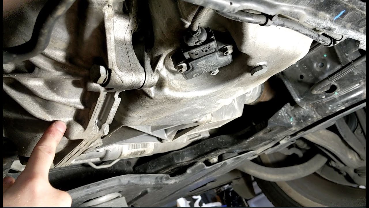 Changing front differential fluid on a BMW E70 X5 D - YouTube