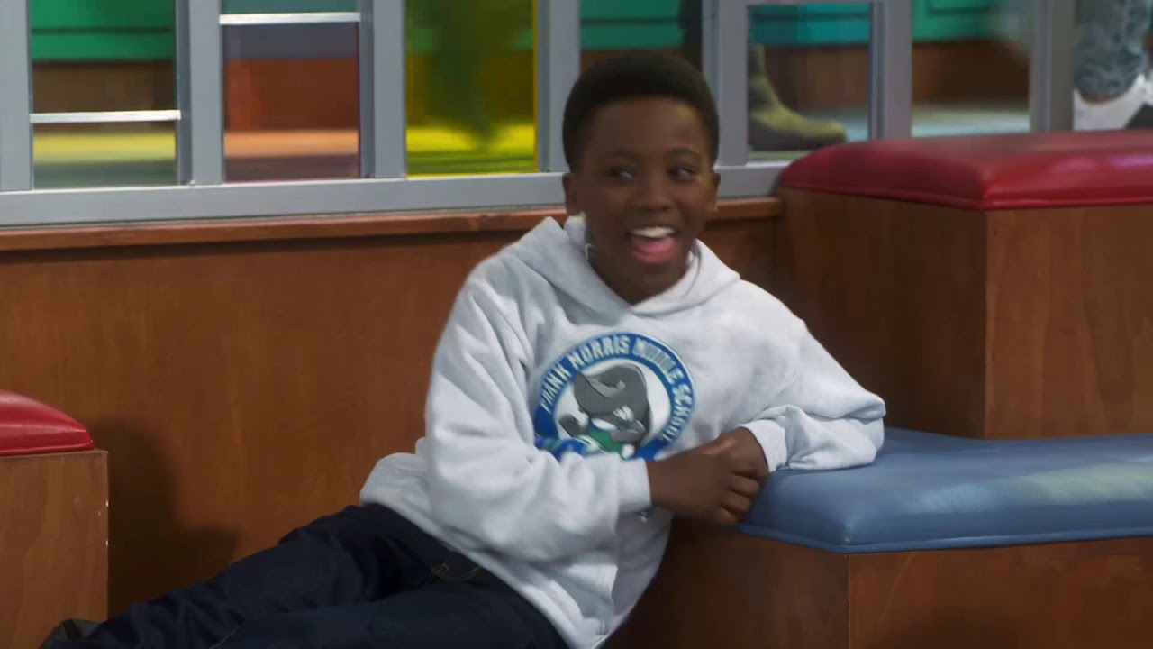 😂Meet the Bennett-Blatt family | Just Roll with It | Disney Channel ...