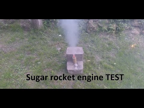 KNO3 + Sugar rocket engine TEST - YouTube