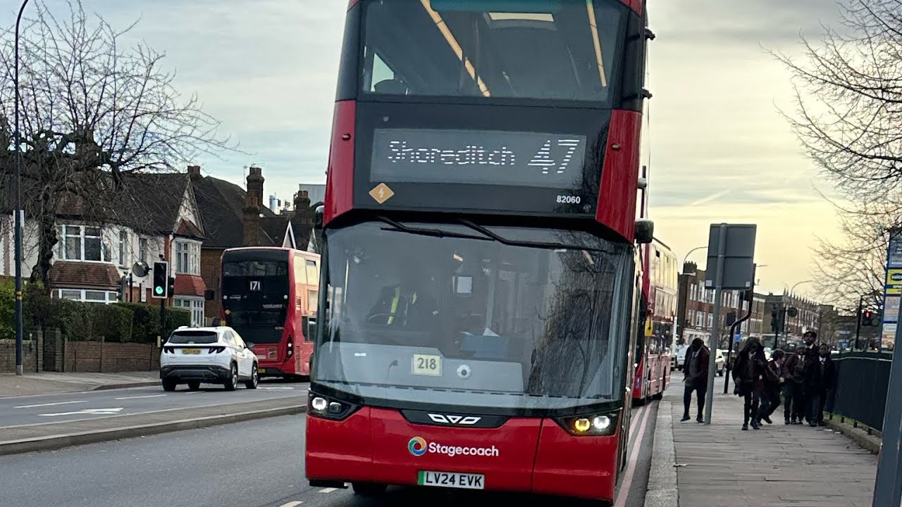 *LV24 EVK*Stagecoach London 24Reg Wright StreetDeck Electroliner - YouTube