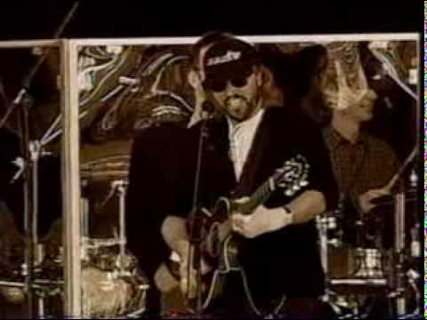 Bee Gees Video - Video Clip - 2003 - Heartbreaker.mpg - YouTube