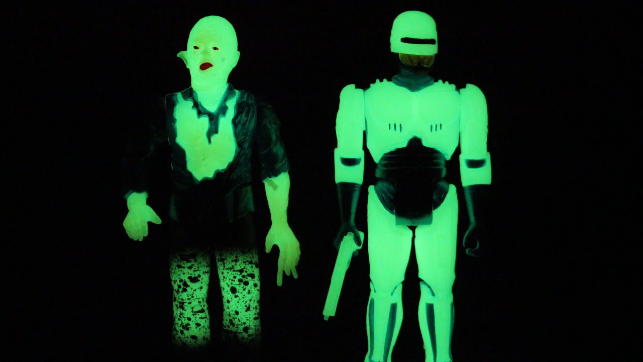 Super 7: Reaction: Glow in the dark Robocop & Emile figure review - YouTube