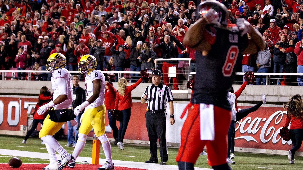 Oregon's Scores The Craziest Touchdown of The Year I CampusInsiders ...